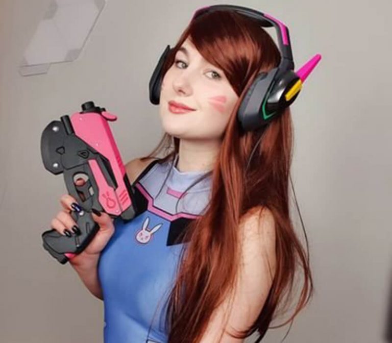 Amiipie Wiki & Bio: Net Worth, Age and other information | FameCop.com