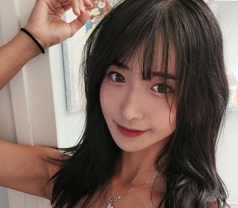 Jinnytty Wiki & Bio: Net Worth, Age and other information | FameCop.com